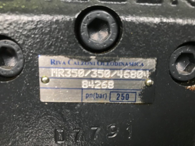 Riva Calzoni Hydromotor MR350, 250bar / MR/350/350/46804 - Complast GmbH