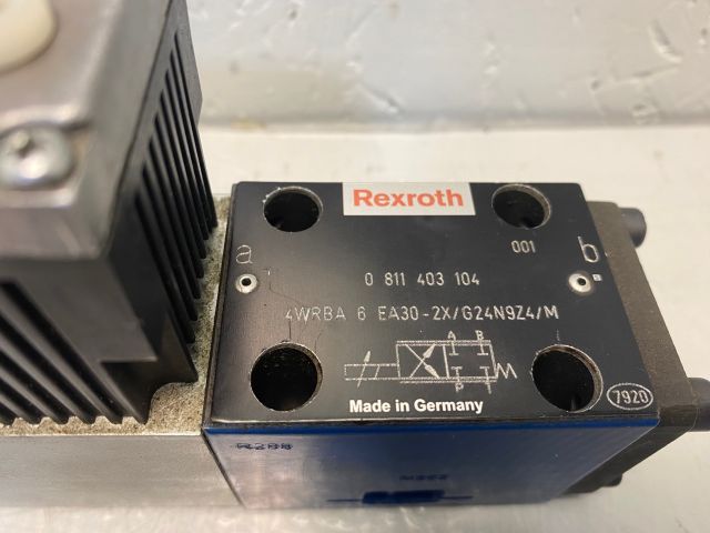 BOSCH proportional throttle valve NG6 / 0 811 403 104 / 10006998 ...